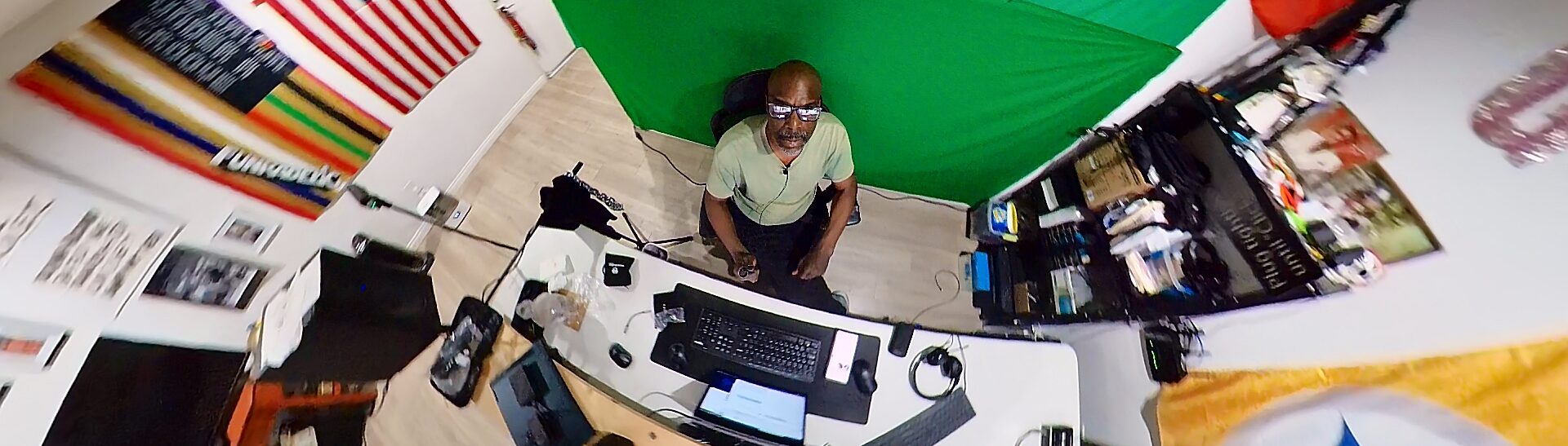 The Biggest Obnoxious Example – jefferyTV